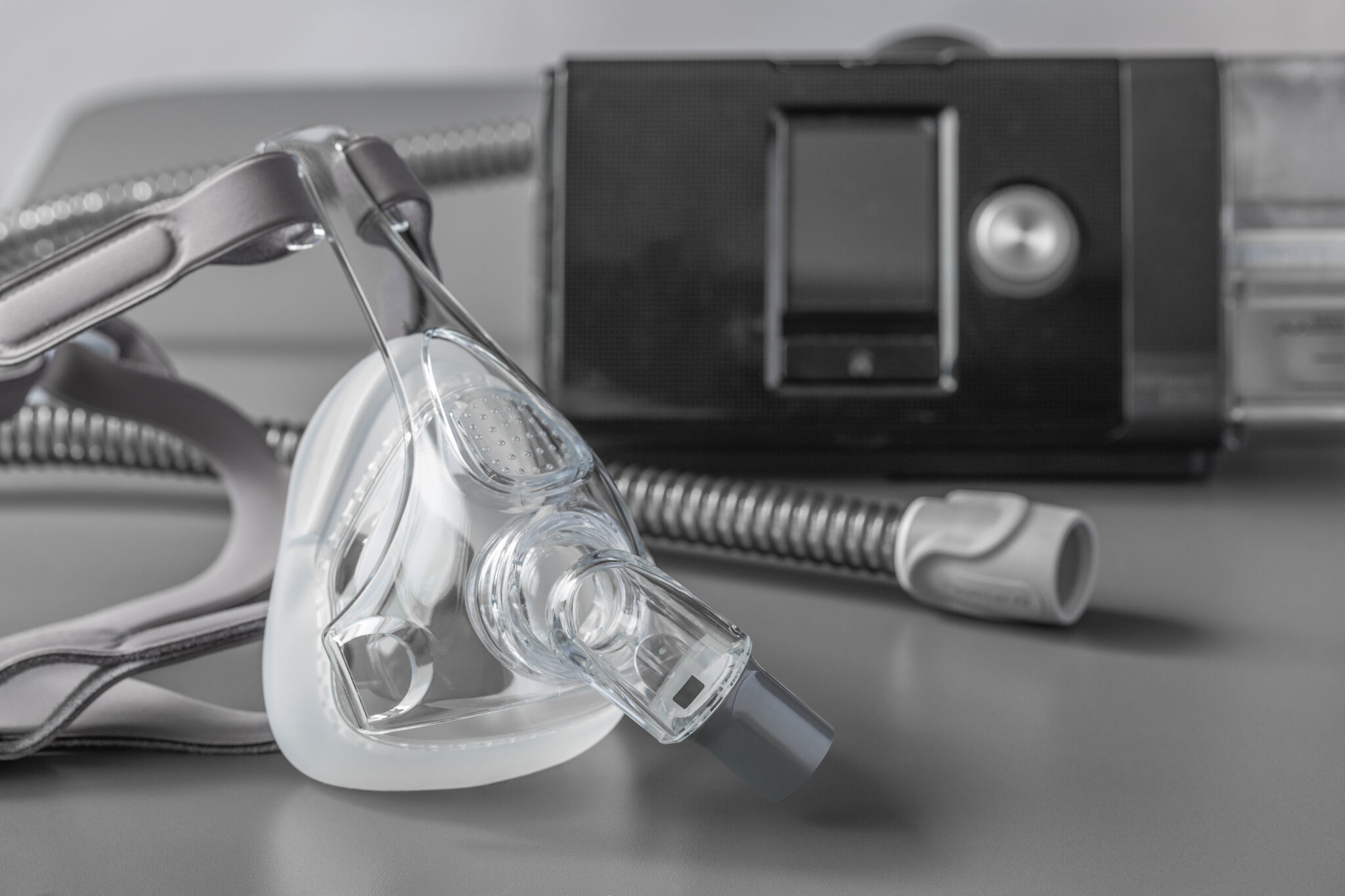 CPAP（シーパップ）とは？睡眠時無呼吸症候群やいびきの治療について | 東京でいびき・睡眠時無呼吸症候群の治療ならDクリニック東京ウェルネス